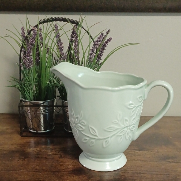 Style Trends Studios, Inc | Dining | Elegant Floral Cream Pitcher ...